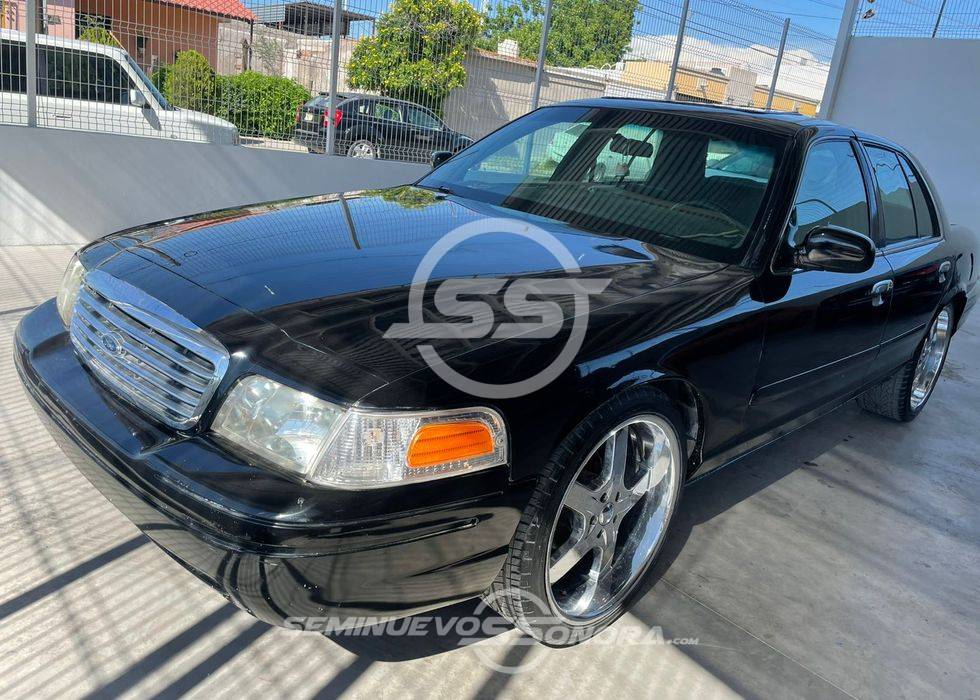 Ford Crown Victoria 1998 | Seminuevos Sonora