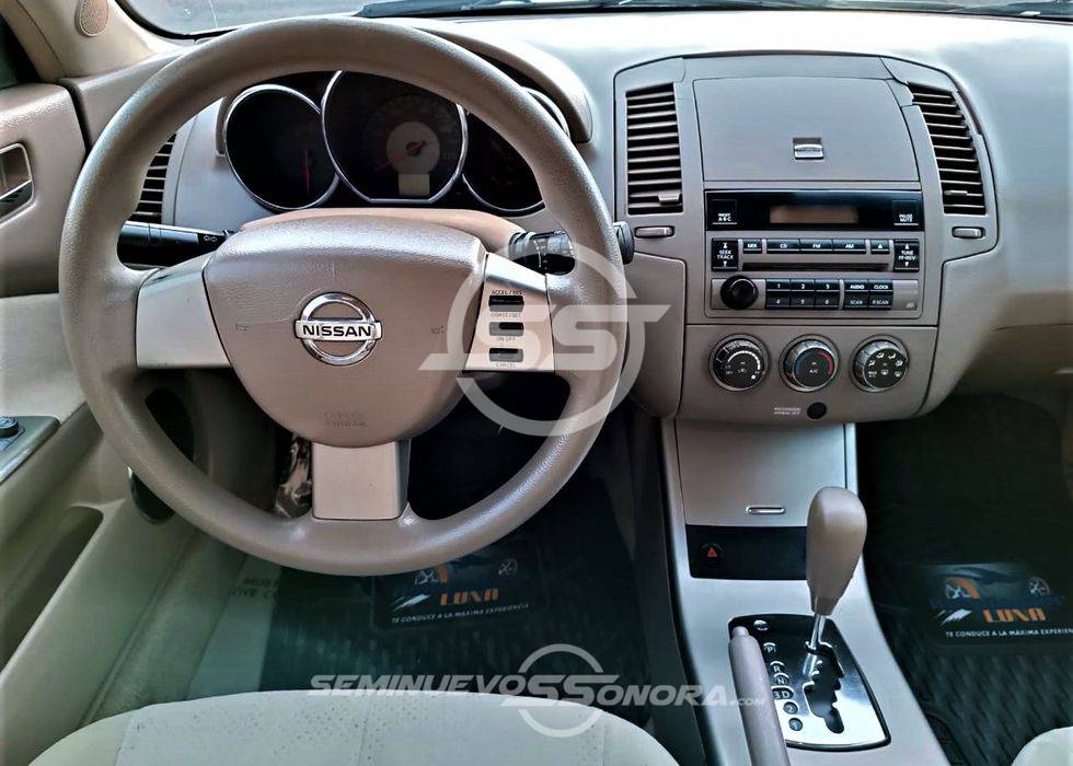 Nissan Altima 2006 Interior